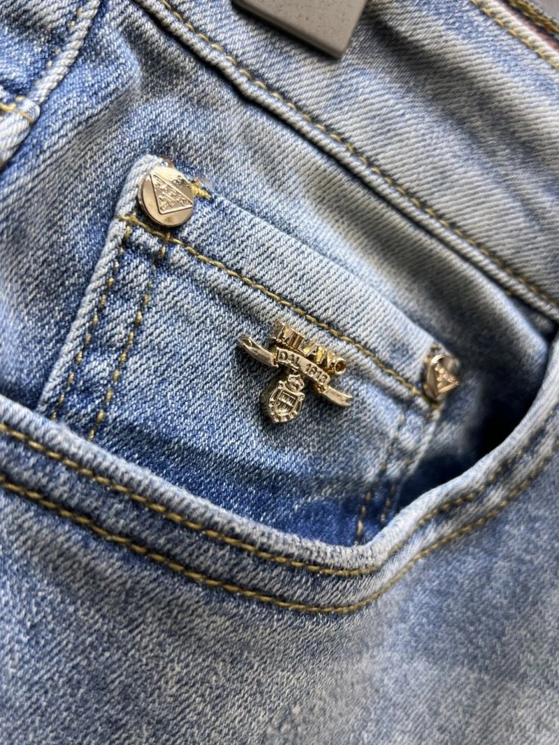 Low-cost Prada Jeans
