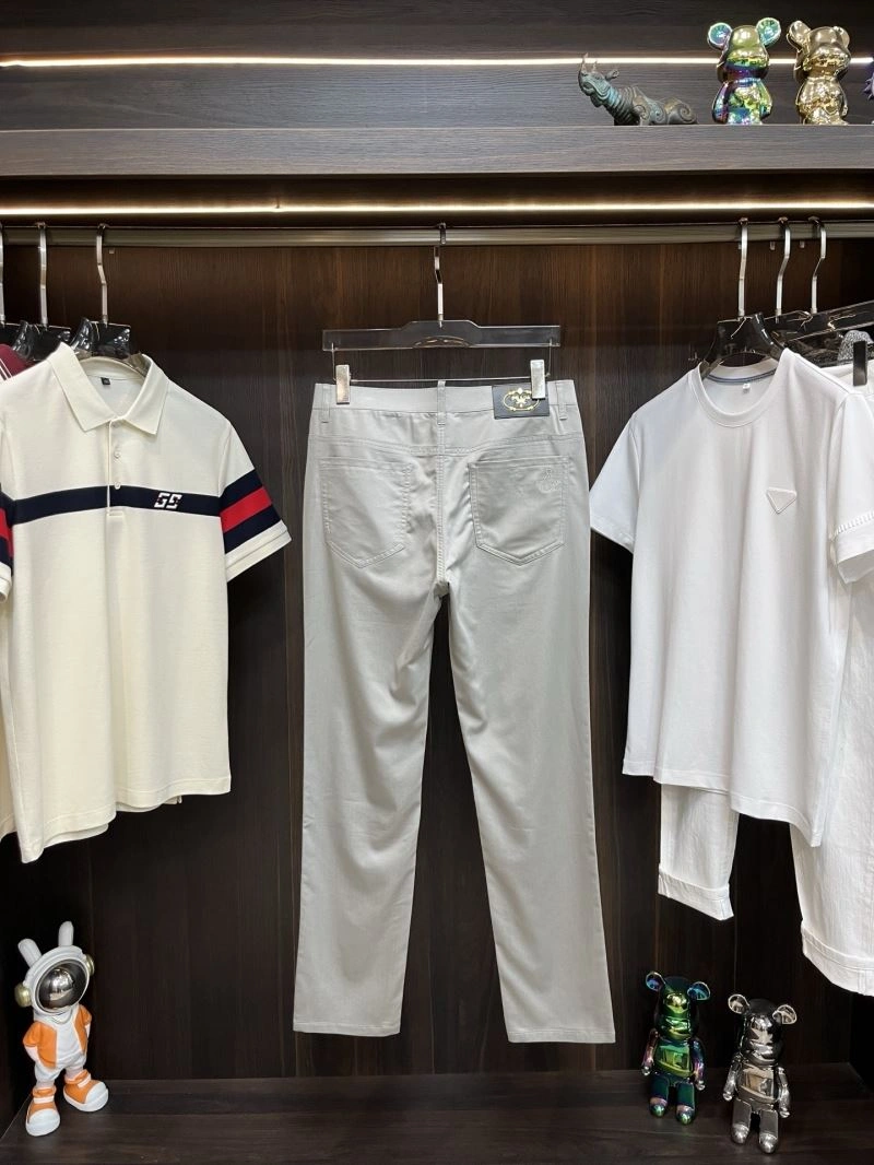 Low-cost Prada Jeans