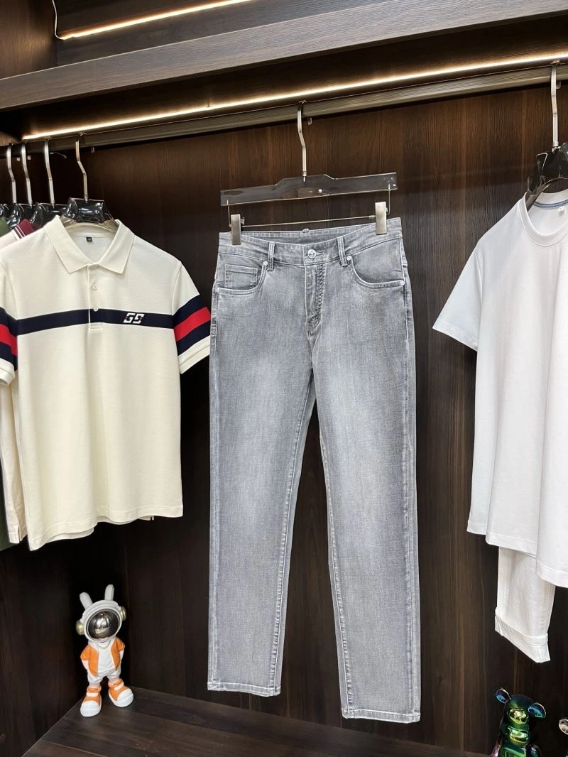Accurate model Prada Jeans
