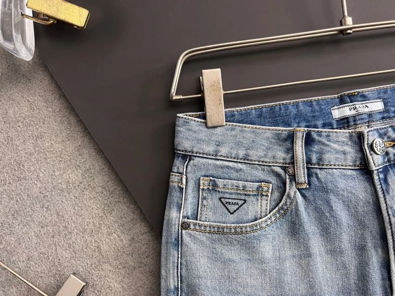 Top match Prada Jeans