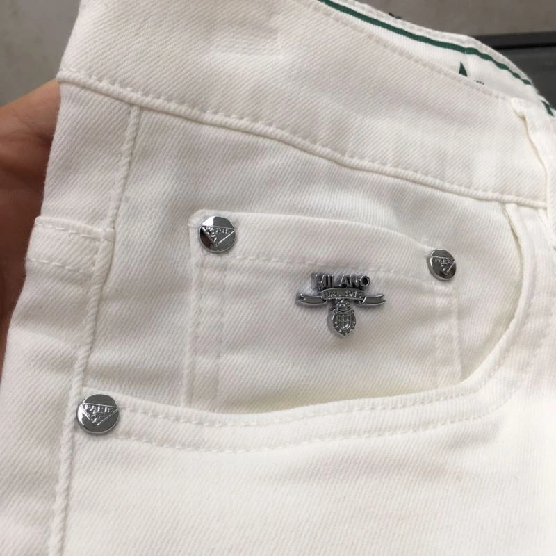 Low-cost Prada Jeans