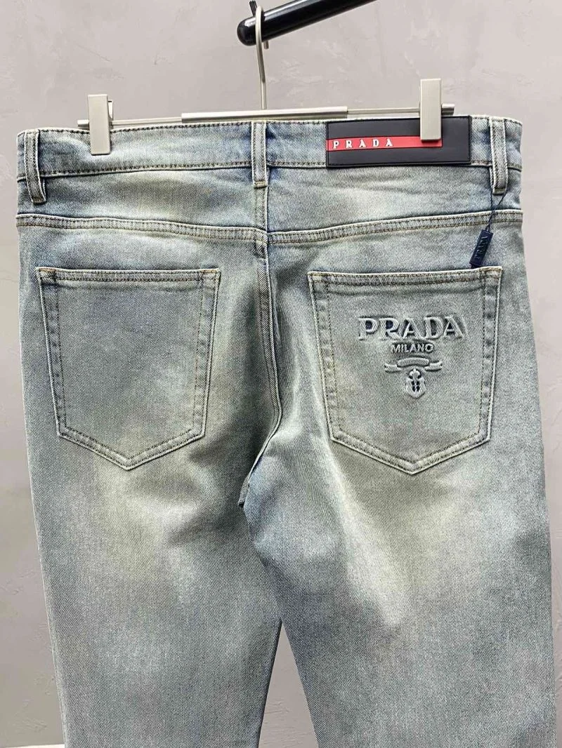 Low-cost Prada Jeans