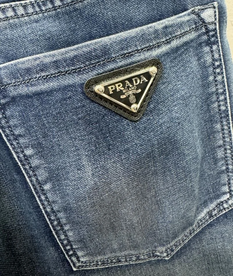 Top match Prada Jeans