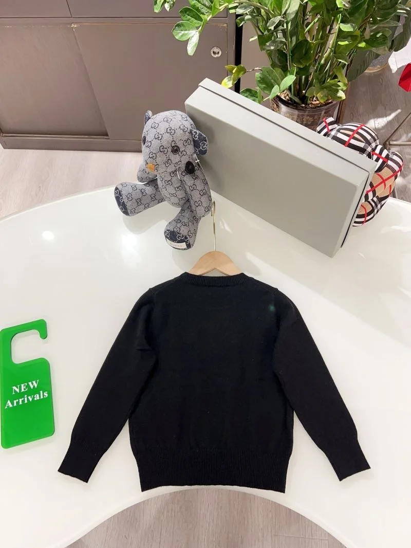 Low-cost Prada Kids