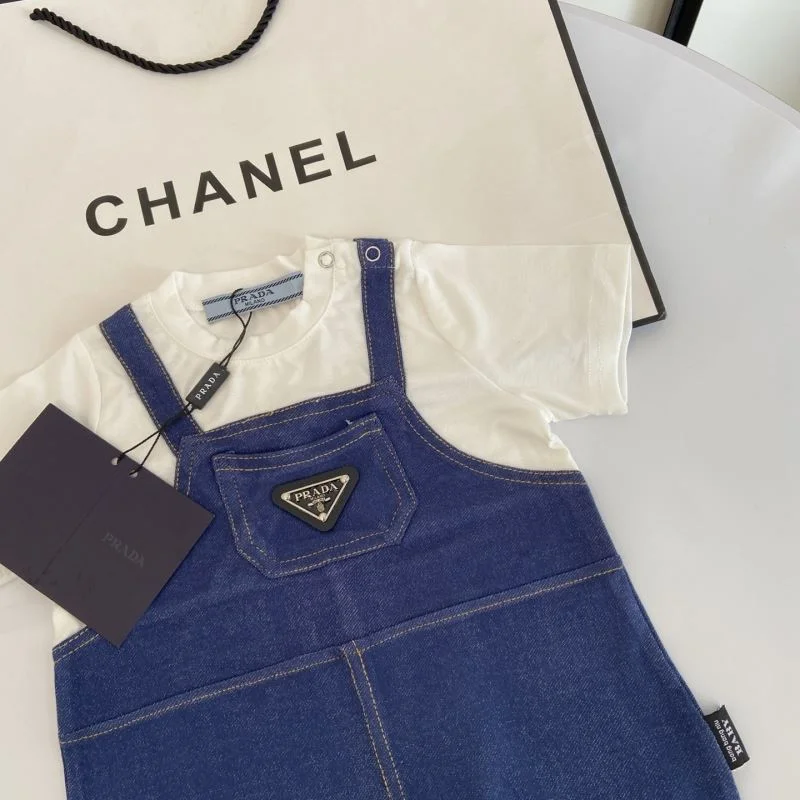 1:1 copy Prada Kids