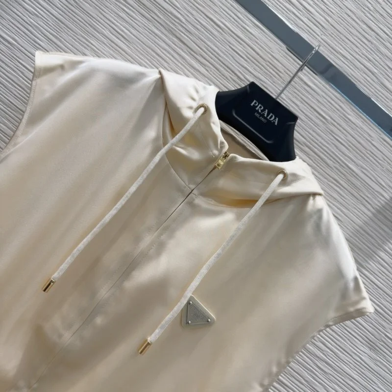 Cut-rate Prada Long Suits