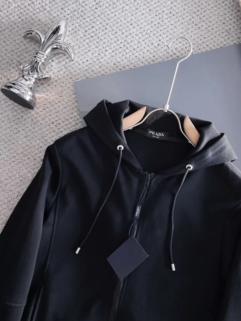 Accurate model Prada Long Suits