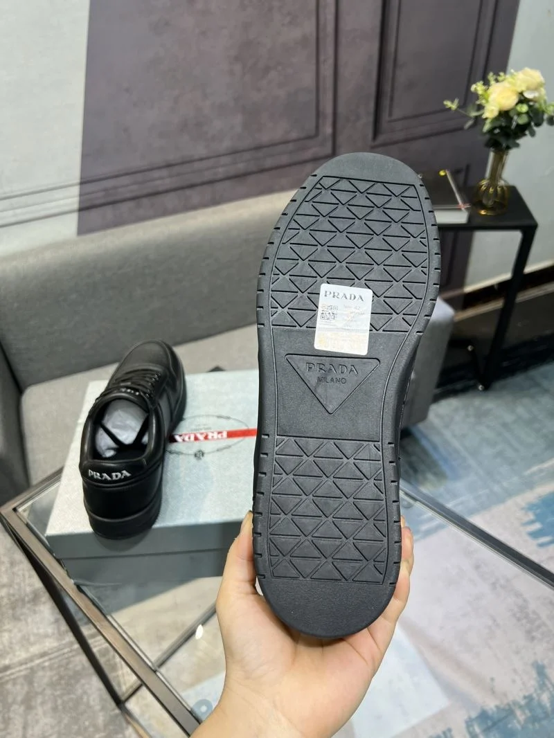 Mirror quality Prada Low Shoes