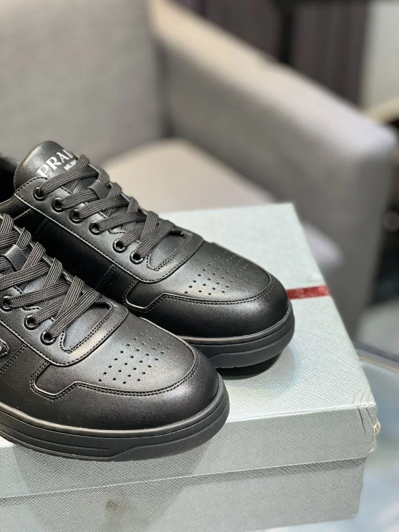Mirror quality Prada Low Shoes