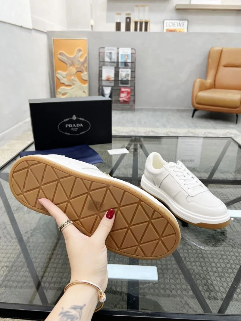 Cut-rate Prada Low Shoes