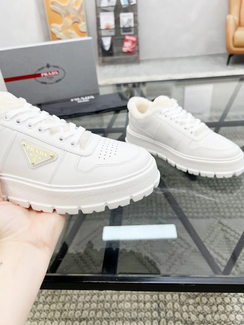 Precise copy Prada Low Shoes