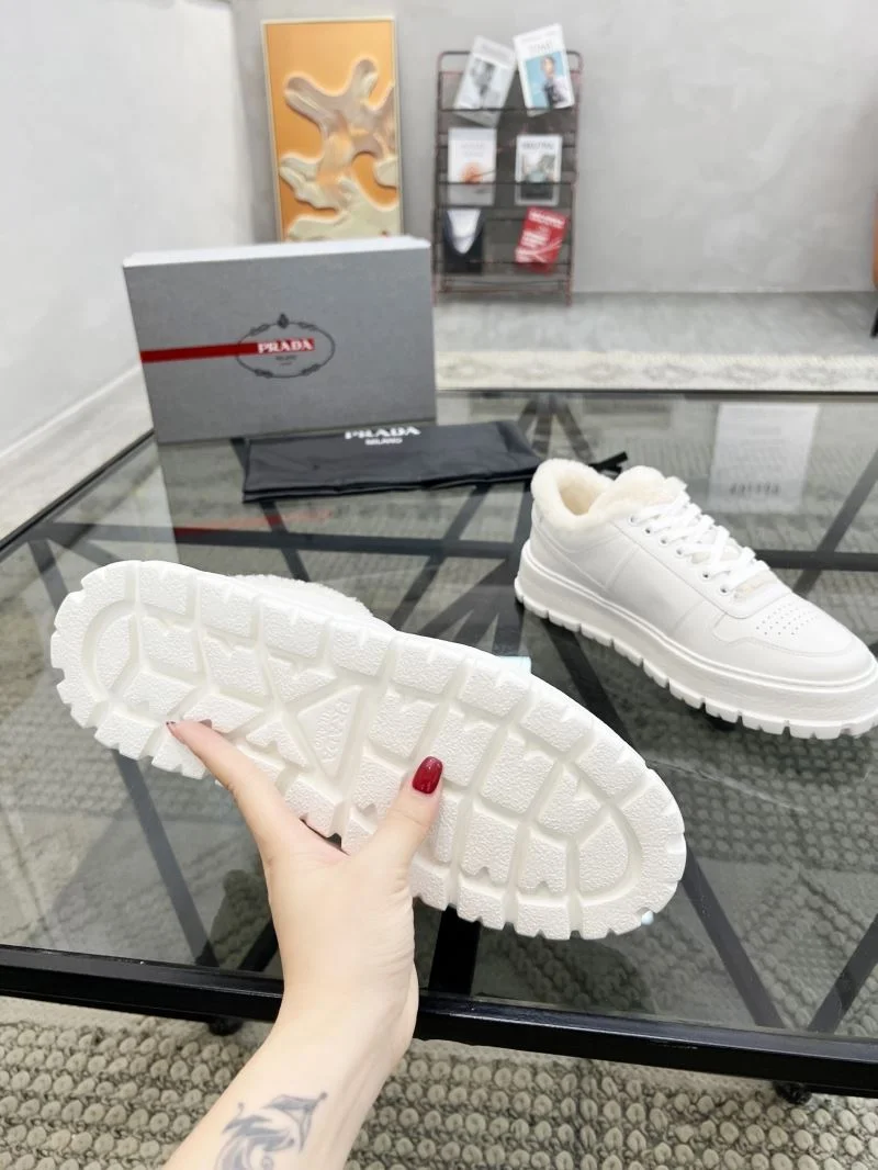 Precise copy Prada Low Shoes