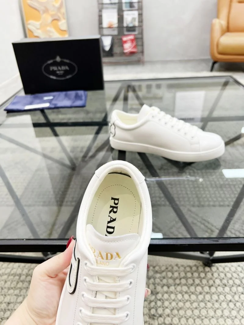 Exact replica Prada Low Shoes