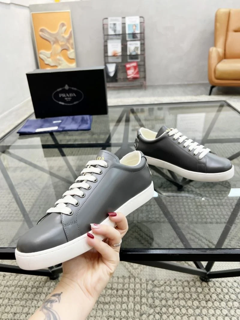 Top match Prada Low Shoes