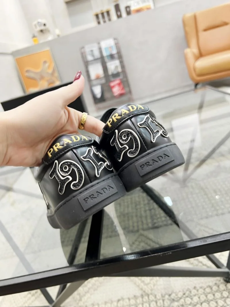 Perfect replica Prada Low Shoes