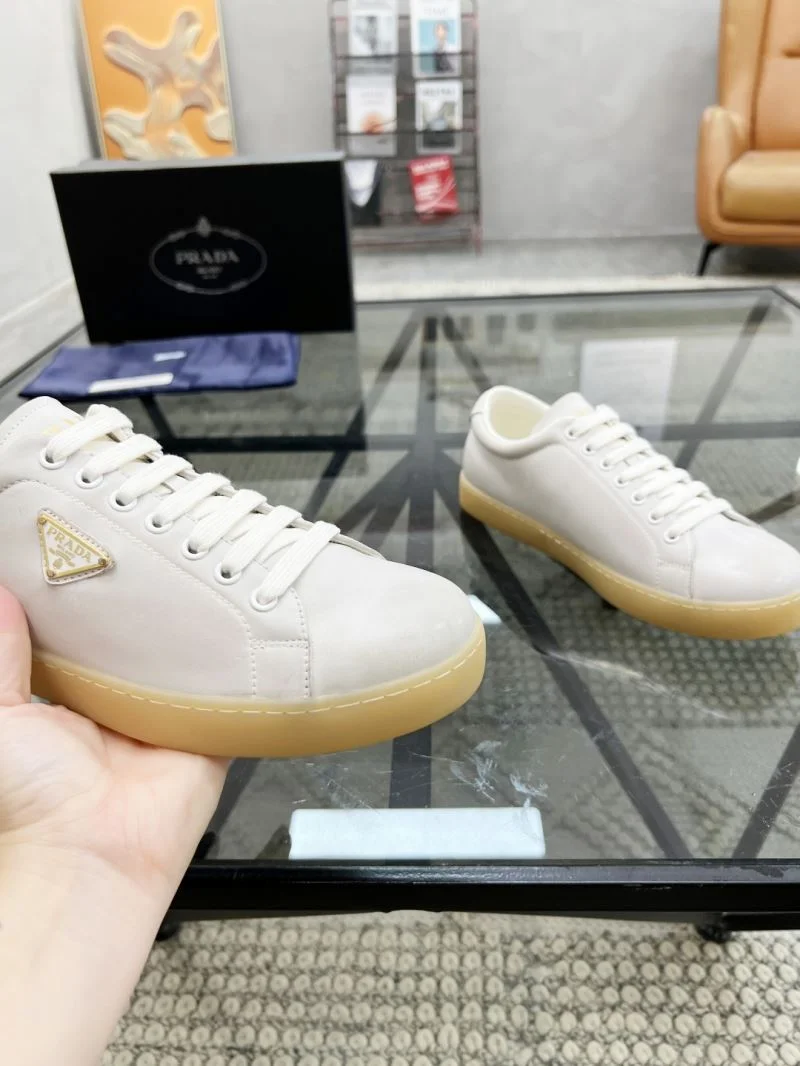 Bargain Prada Low Shoes