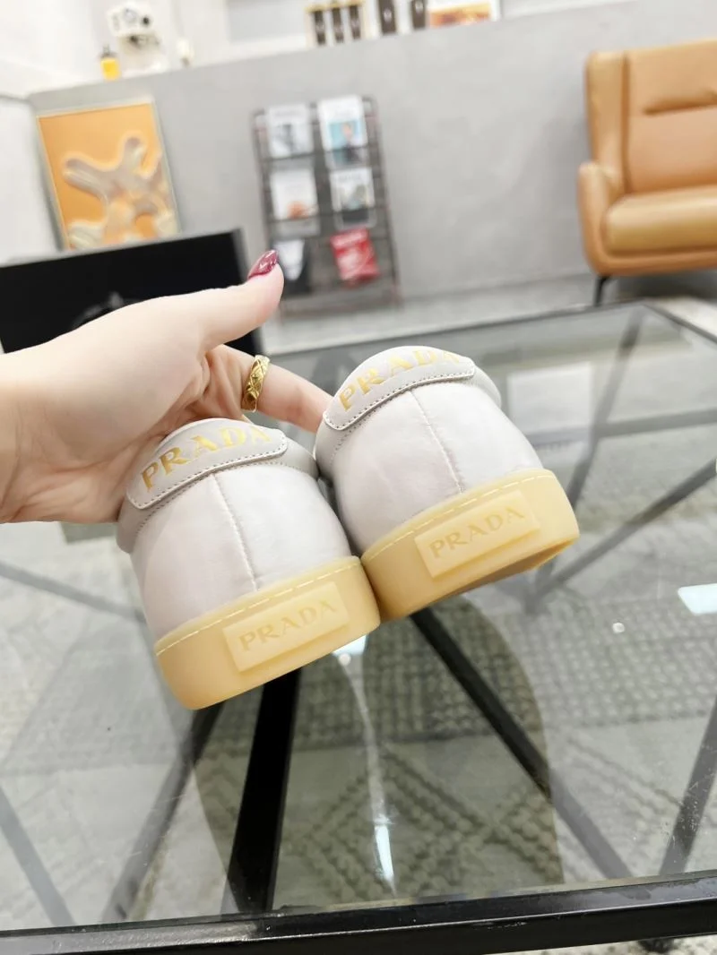 Bargain Prada Low Shoes