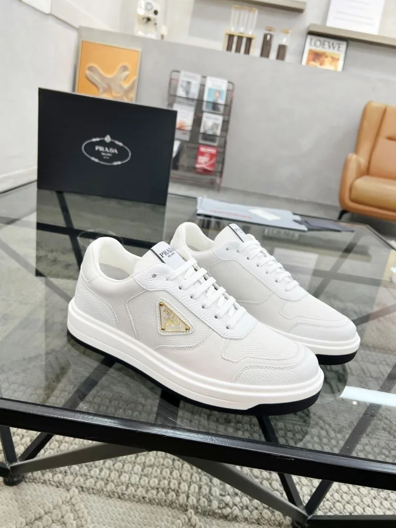 Top match Prada Low Shoes