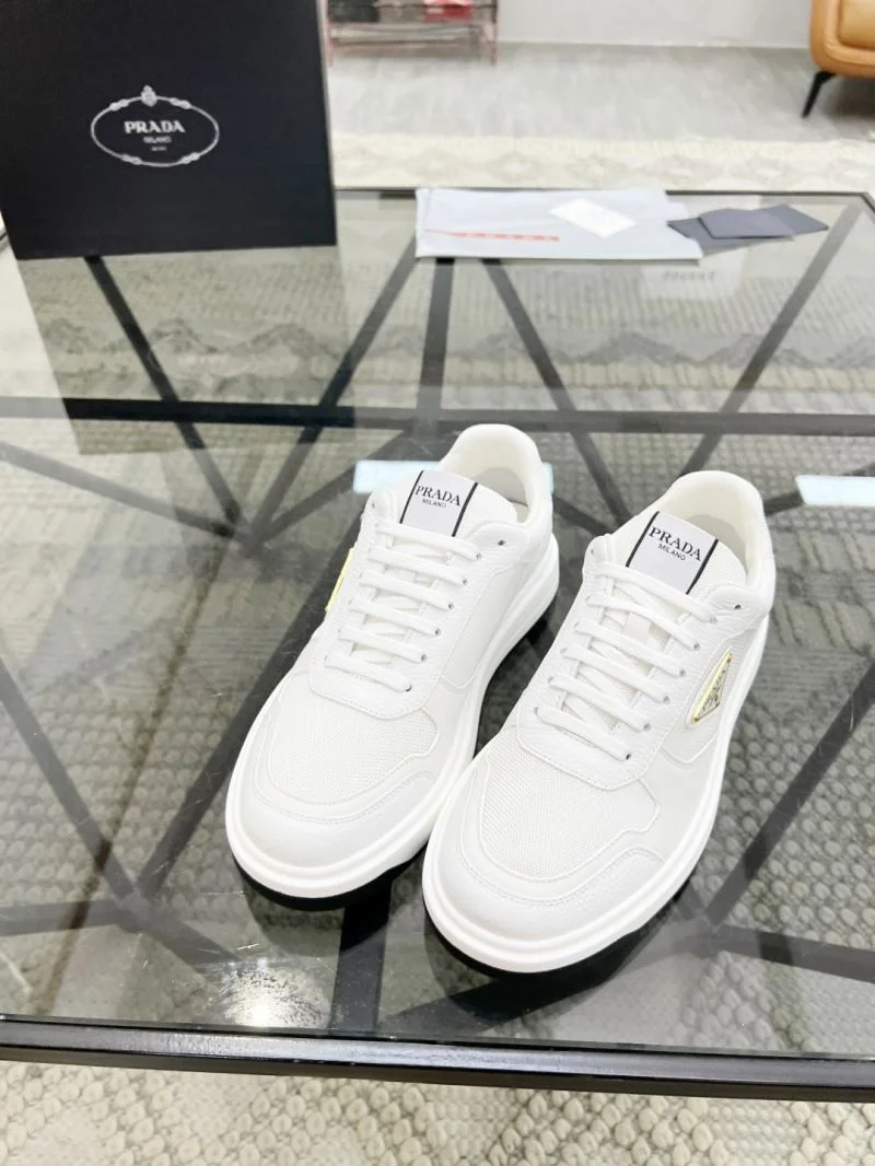 Top match Prada Low Shoes