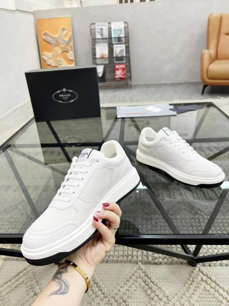 Top match Prada Low Shoes