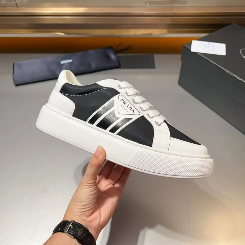 High accuracy Prada Low Shoes