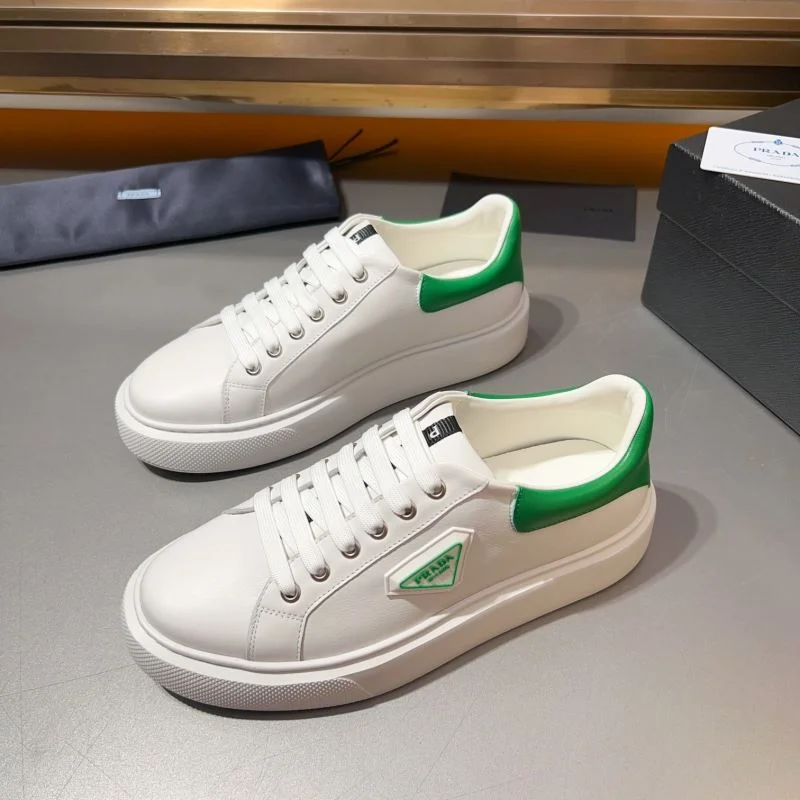 High fidelity Prada Low Shoes