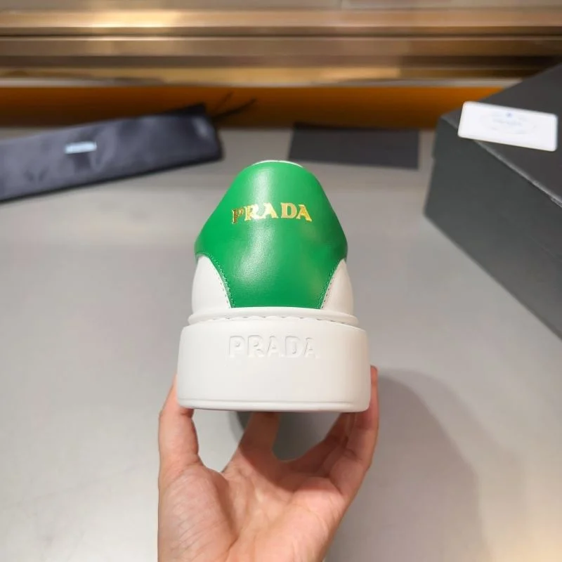 High fidelity Prada Low Shoes