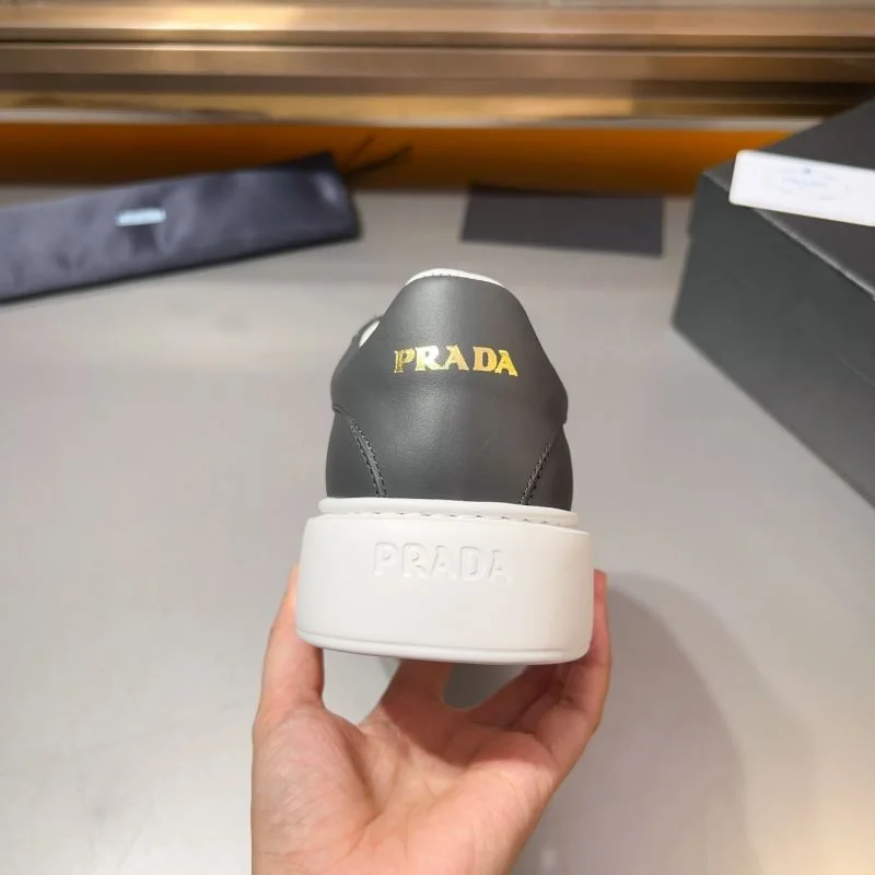 Exact replica Prada Low Shoes