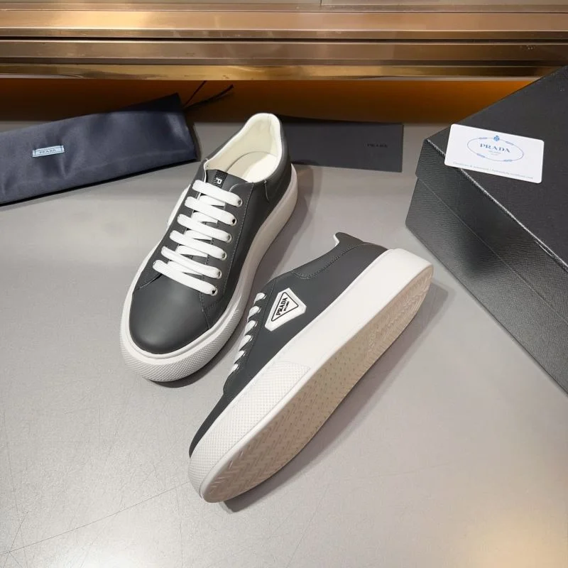 Exact replica Prada Low Shoes