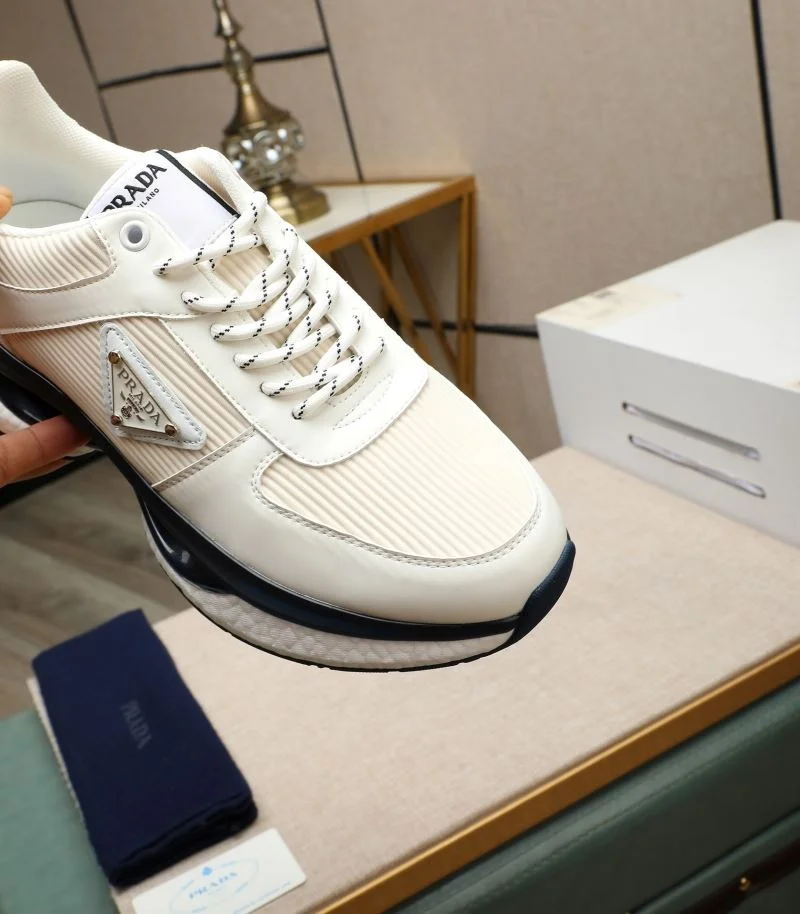 High fidelity Prada Low Shoes