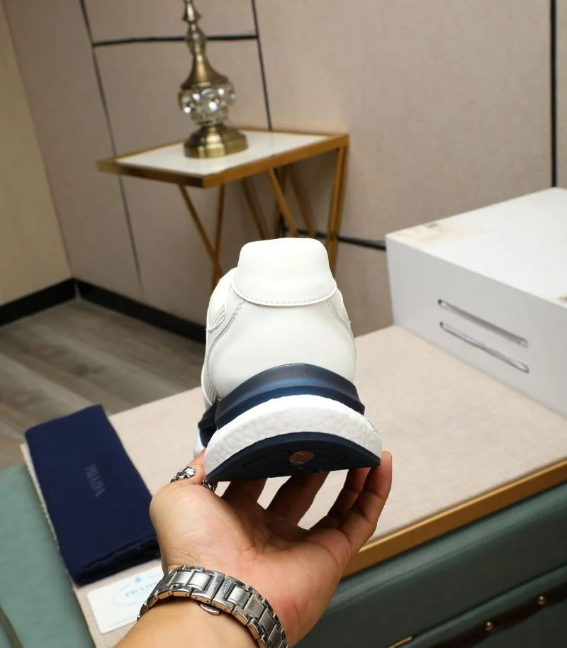 High fidelity Prada Low Shoes