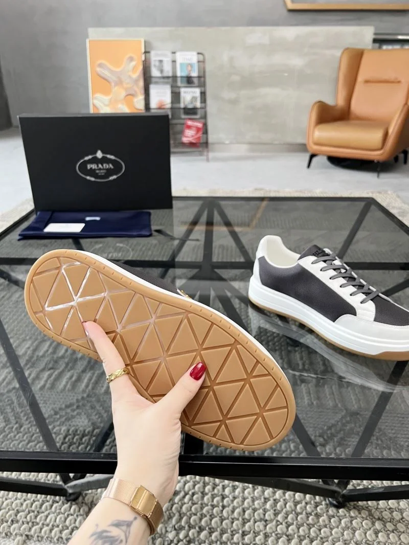High accuracy Prada Low Shoes