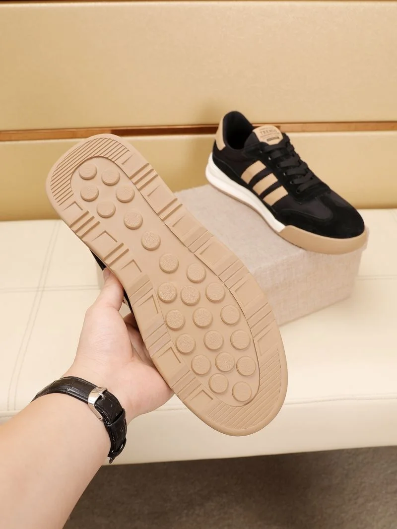 Exact replica Prada Low Shoes