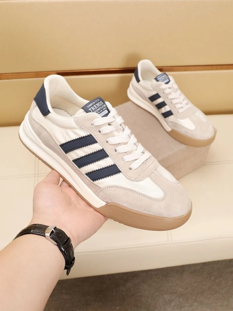Top mirror Prada Low Shoes