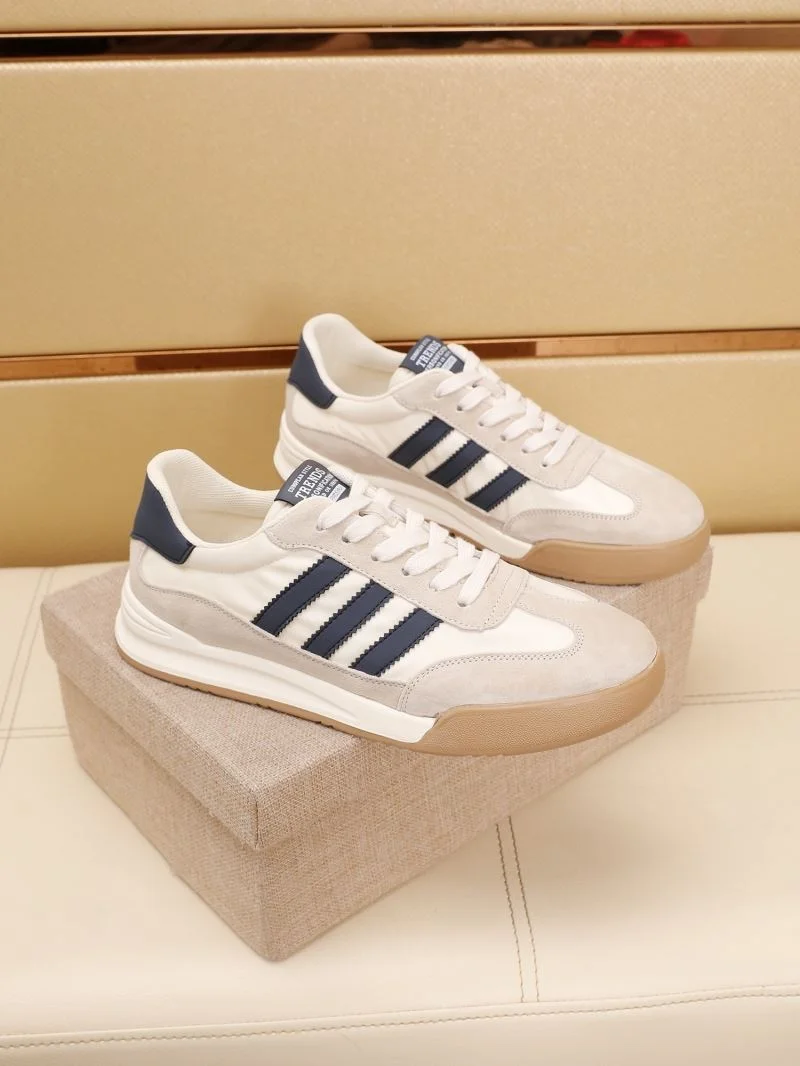 Top mirror Prada Low Shoes