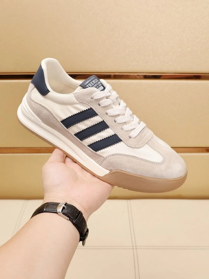 Top mirror Prada Low Shoes