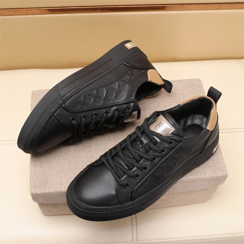 Exact replica Prada Low Shoes