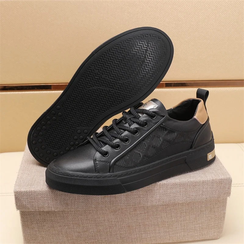Exact replica Prada Low Shoes
