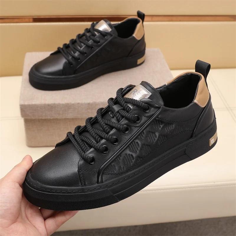 Exact replica Prada Low Shoes