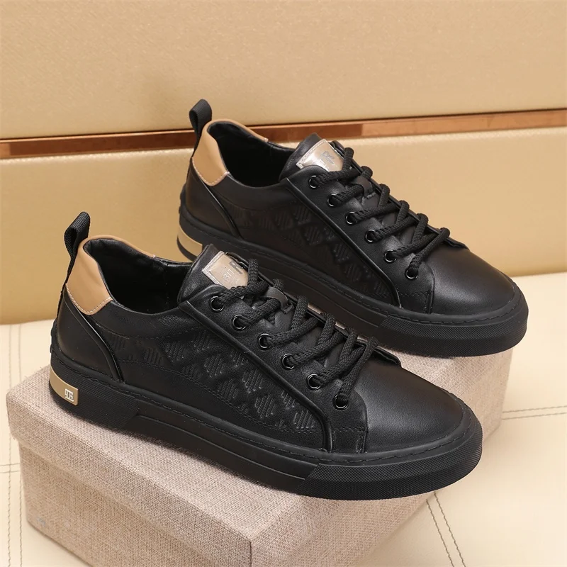 Exact replica Prada Low Shoes