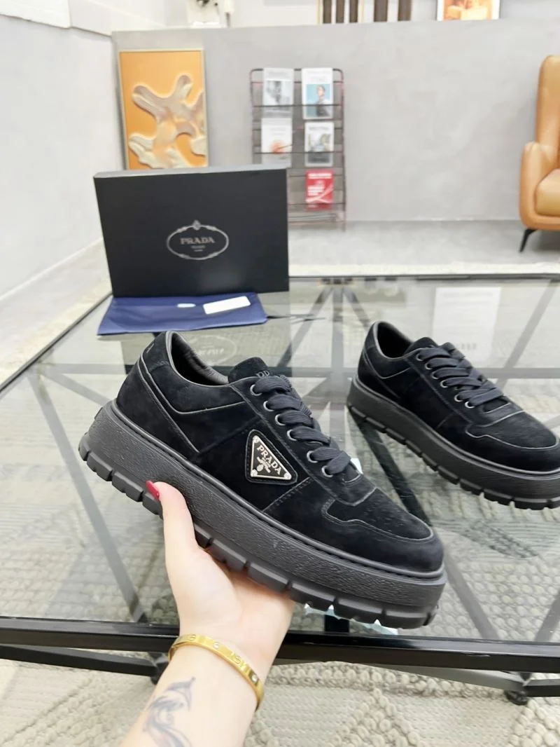 Cut-rate Prada Low Shoes