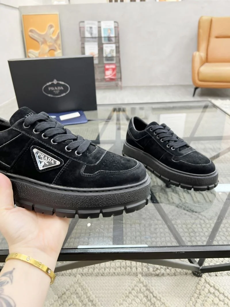Cut-rate Prada Low Shoes