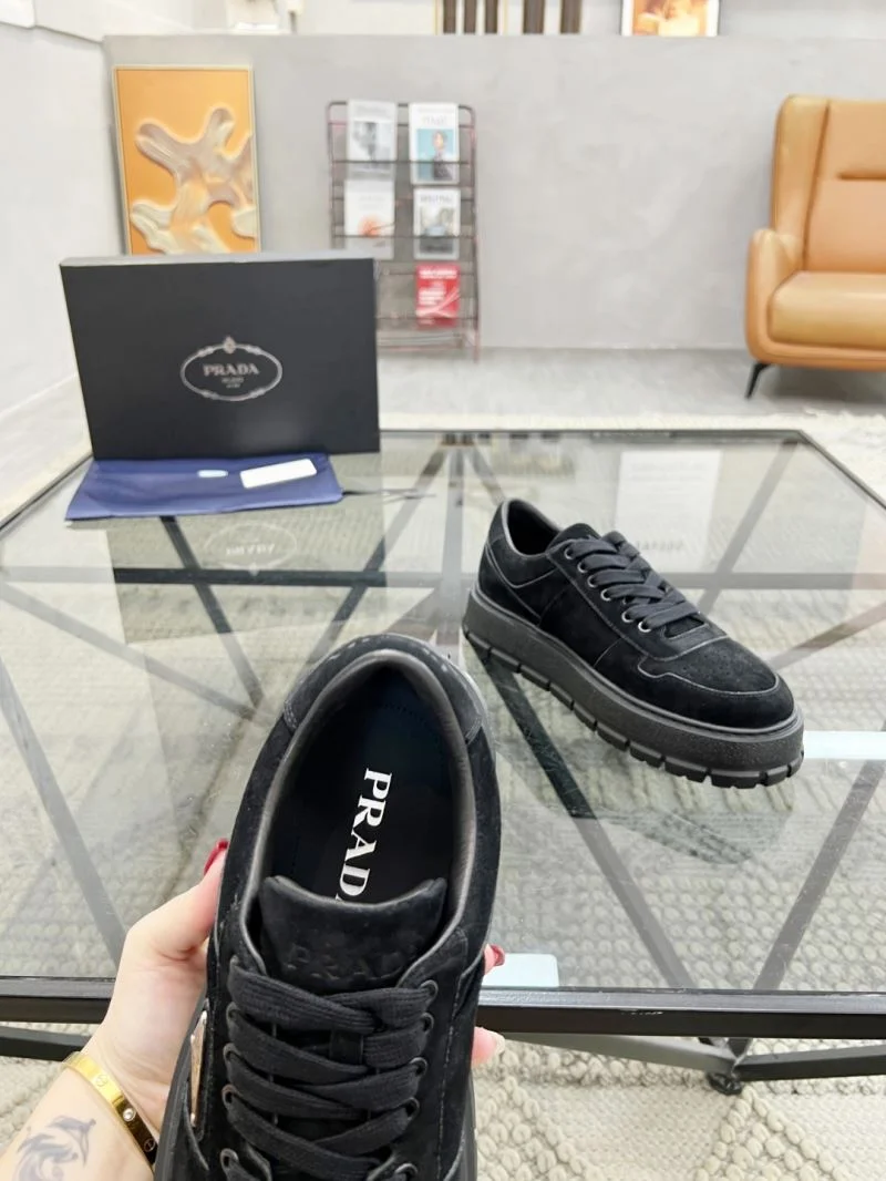 Cut-rate Prada Low Shoes