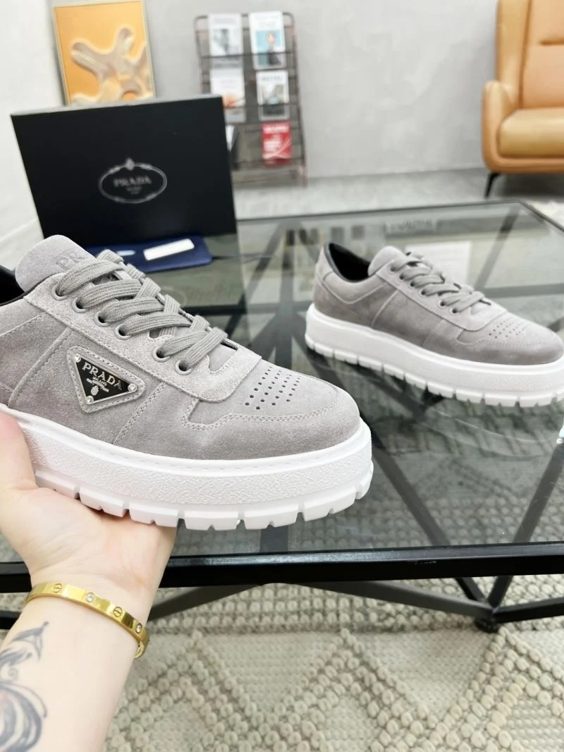 Bargain Prada Low Shoes