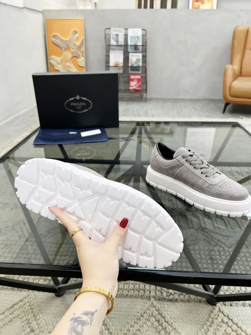 Bargain Prada Low Shoes