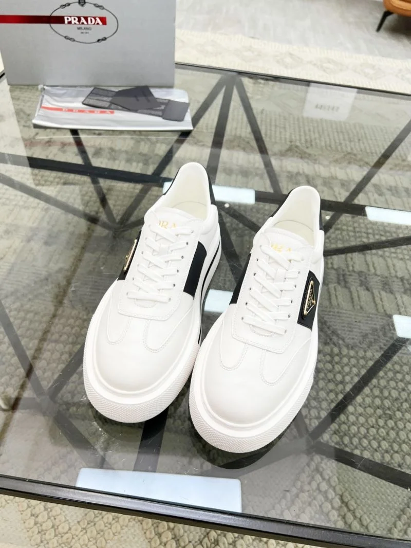 Top match Prada Low Shoes