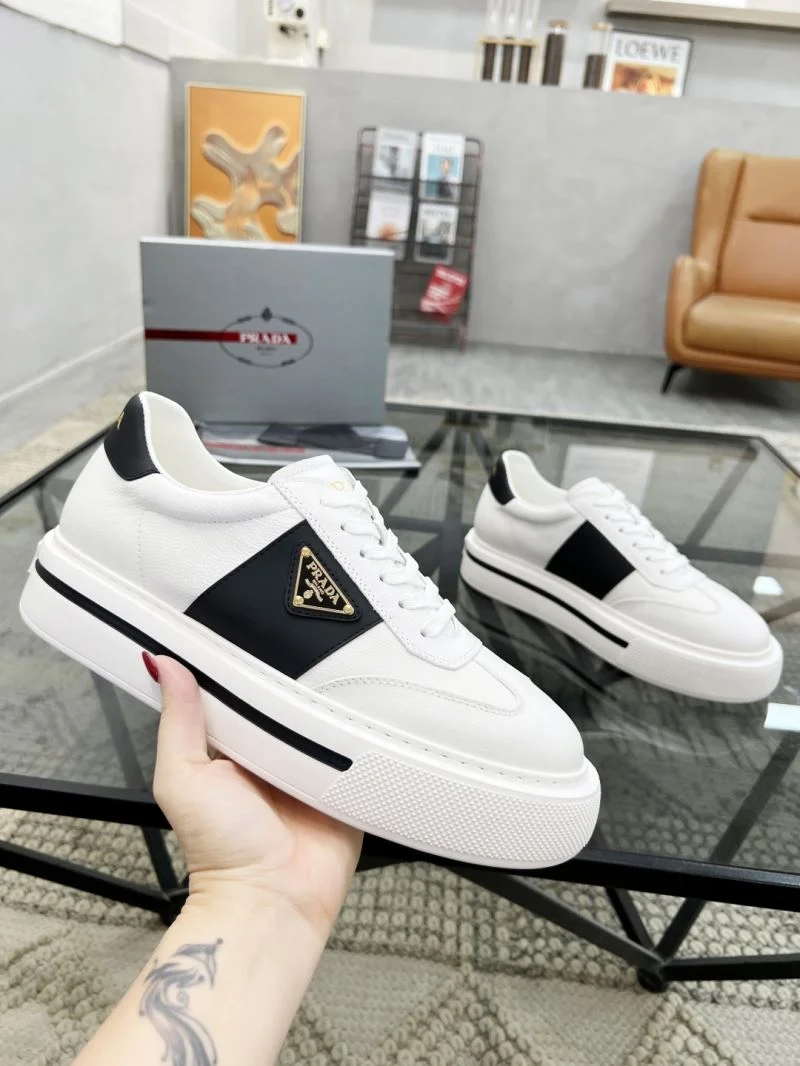 Top match Prada Low Shoes