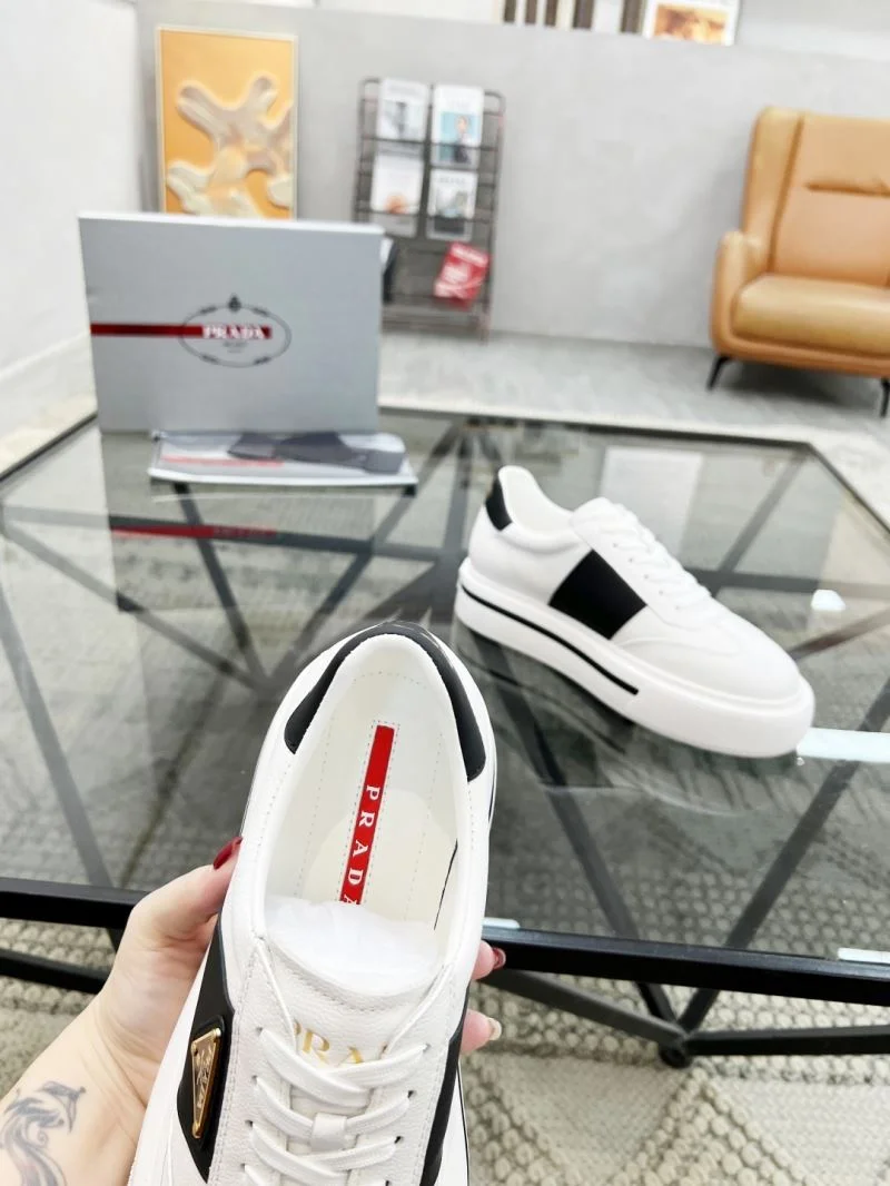 Top match Prada Low Shoes