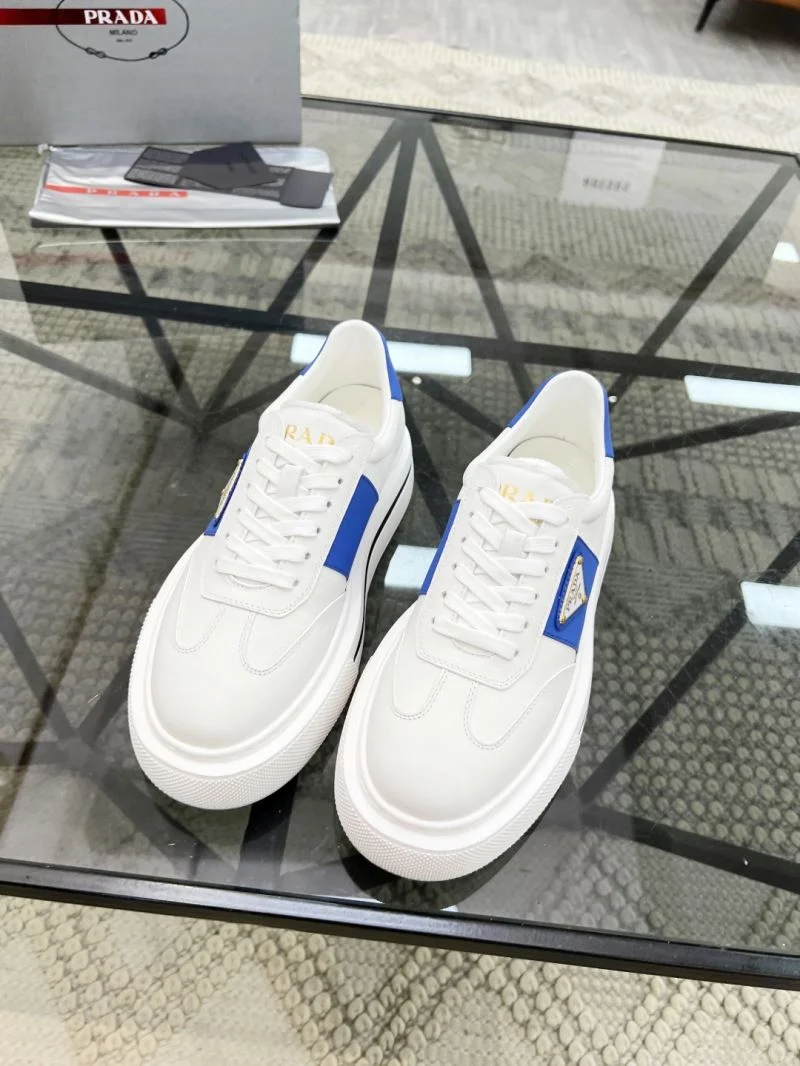 Top mirror Prada Low Shoes