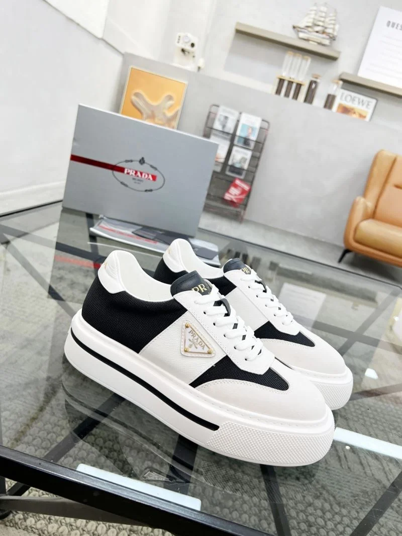 Exact replica Prada Low Shoes